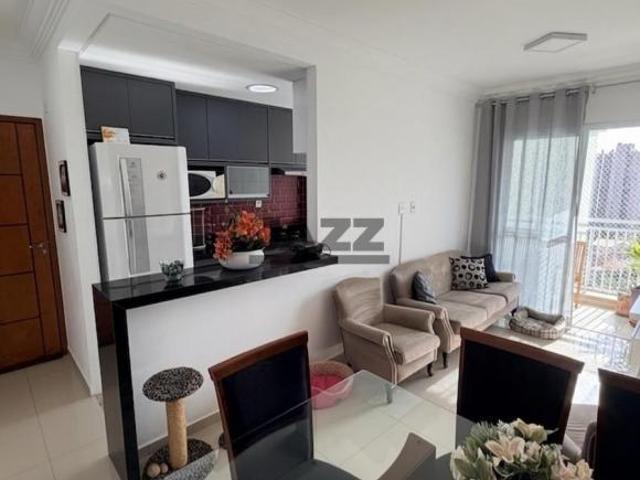 Apartamento à Venda com 2 Dormitórios e Suíte 70m² em São José dos Campos
