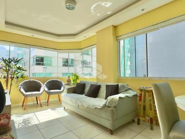 Apartamento à venda, com 2 dormitórios quartos, 1 vaga box, no bairro Zona Nova