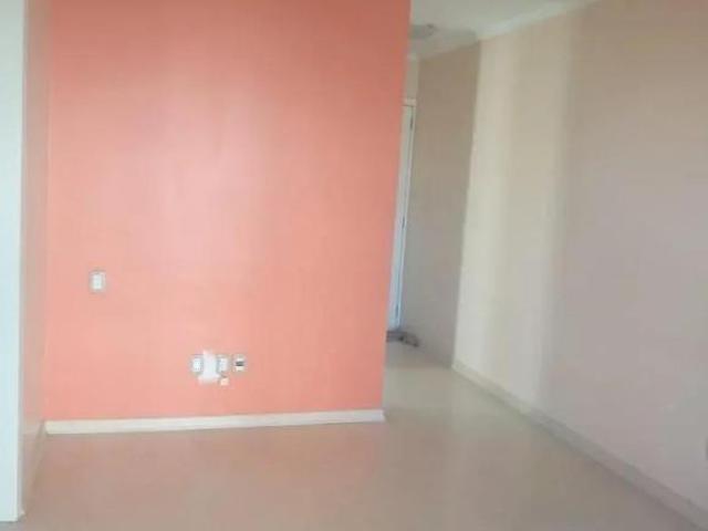Apartamento à venda com 2 dormitórios, sendo 1 suíte, 1 vaga, Medianeira, Caxias do Sul, RS