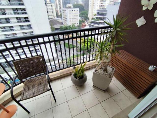 Apartamento á venda com 2 Dormitórios sendo 1 Suíte com 65m² Vila Olímpia