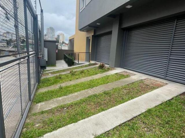 Apartamento à Venda com 2 dormitórios sendo 1 suíte sacada churrasqueira Residencial Zarah Ian R