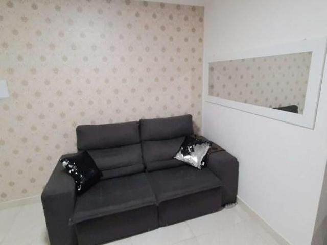 Apartamento à Venda com 2 dormitórios, 1 banheiro, sem Vaga