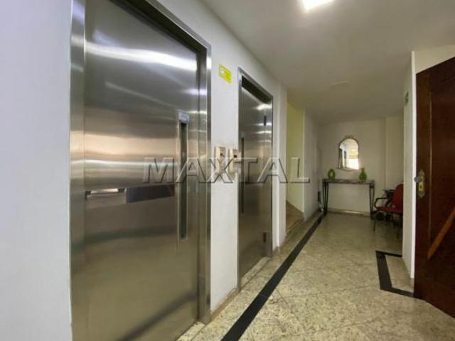 Apartamento à venda com 2 dormitórios, 1 sala, 1 banheiros, Cozinha e 1 vaga, em Santana