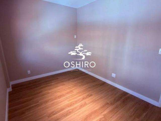 Apartamento à Venda com 2 Dormitórios, 2 Banheiro. Prédio com excelente localização, perto de escola