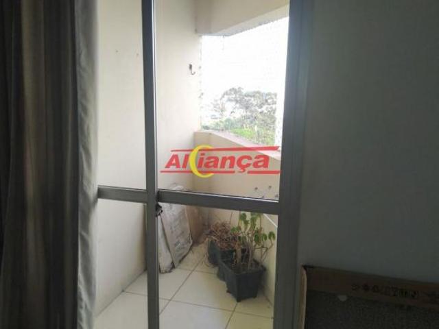 APARTAMENTO Á VENDA com 2 DORMITÓRIOS 69m² na VILA GALVÃO em GUARULHOS/SP