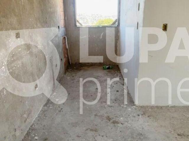 APARTAMENTO Á VENDA COM 2 QUARTOS