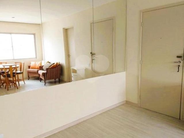 APARTAMENTO À VENDA COM 2 QUARTOS 1 VAGA NA SAÚDE