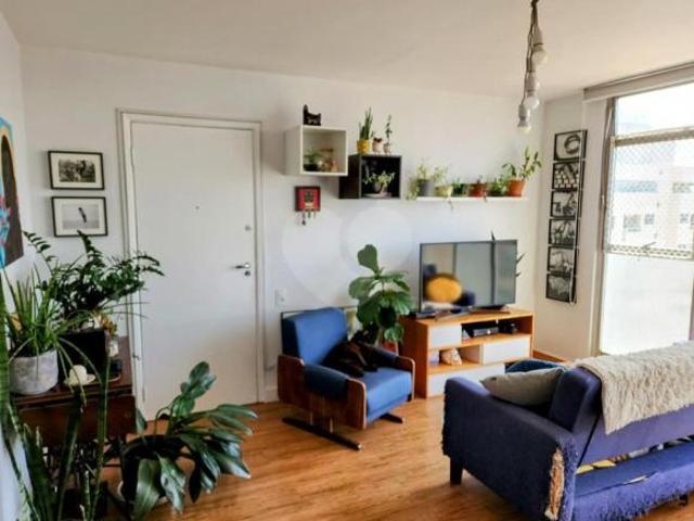 APARTAMENTO À VENDA COM 2 QUARTOS 1 VAGA NA VILA MARIANA