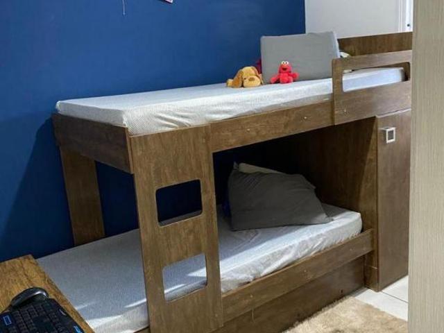 Apartamento à Venda com 2 quartos, 1 banheiro, 1 vaga e 42m² por R$ 120.000