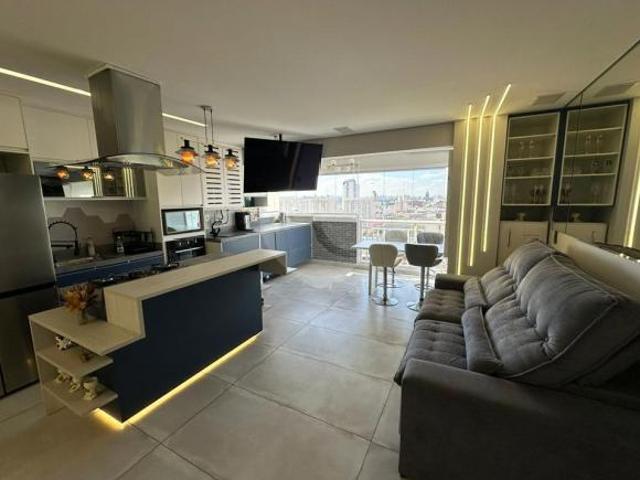 APARTAMENTO À VENDA COM 2 QUARTOS 1 SUÍTE 1 VAGA NA BARRA FUNDA