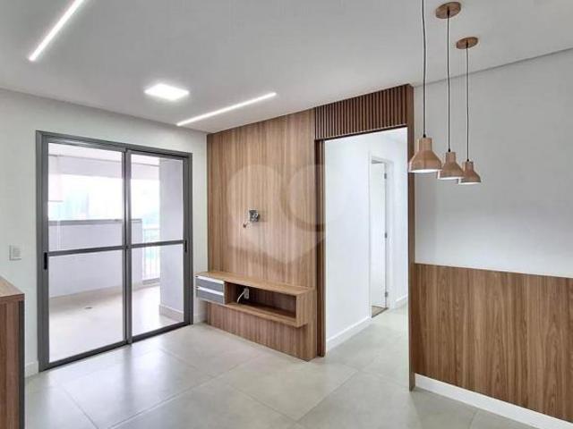 APARTAMENTO À VENDA COM 2 QUARTOS 1 SUÍTE 1 VAGA NA BARRA FUNDA