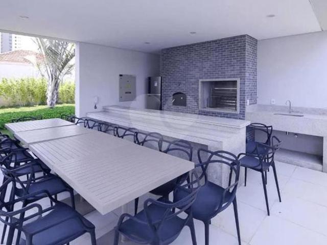 APARTAMENTO À VENDA COM 2 QUARTOS 1 SUÍTE 1 VAGA NA BARRA FUNDA