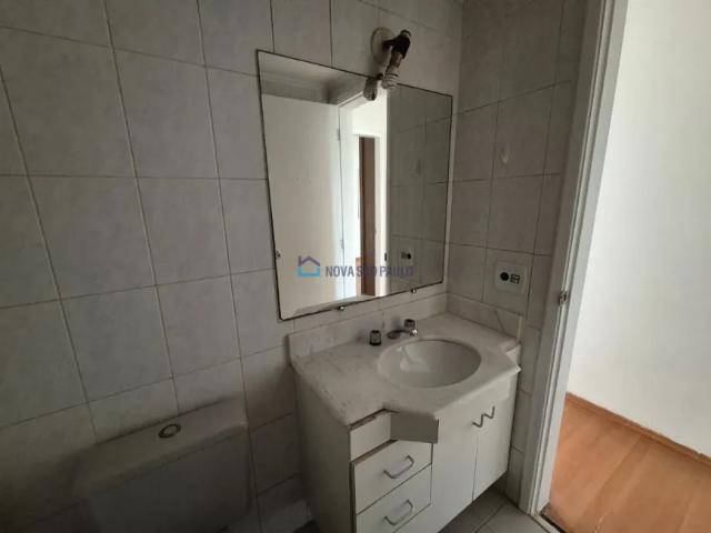Apartamento à venda com 2 quartos, 1 suíte e 1 vaga na Saúde