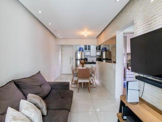 Apartamento a venda com 2 quartos 2 vagas no Centro