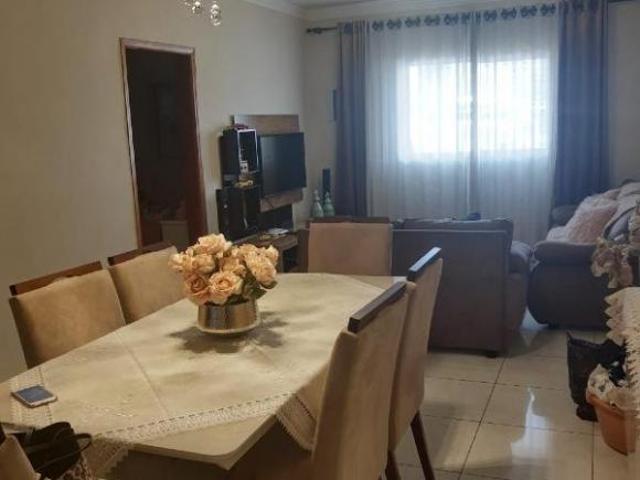 Apartamento à venda com 2 quartos 2 suítes e 1 vaga no Edifício Coral em Americana