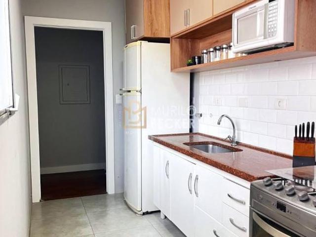 Apartamento à Venda com 2 quartos Centro São José dos Campos