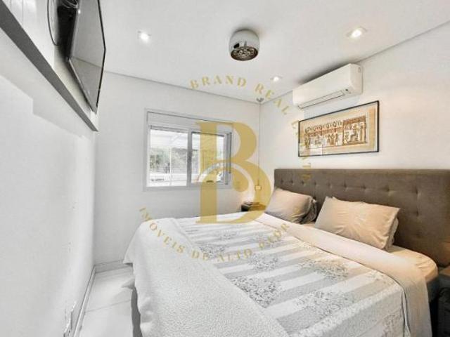 Apartamento à venda com 2 quartos ao lado do Parque da Aclimação