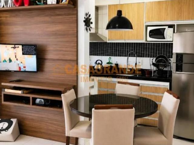 Apartamento à venda com 2 quartos Boulevard Flamboyant