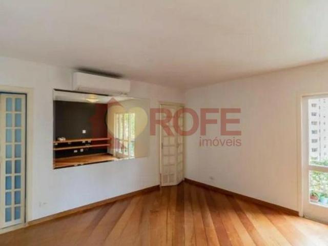 Apartamento á venda com 2 Quartos e 2 banheiros, 80 m² e 1 vaga de garagem em Moema!