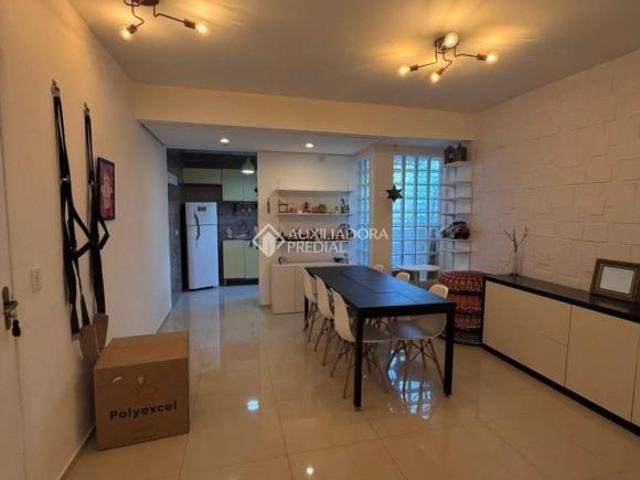 APARTAMENTO A VENDA COM 2 QUARTOS E 2 VAGAS NO RUDGE RAMOS