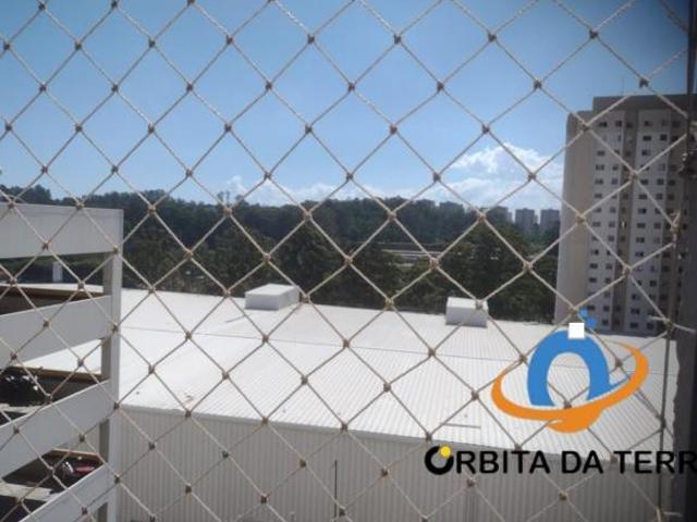 Apartamento à venda com 2 quartos e vaga na zona Leste de São Paulo, bairro Colônia: confira já!