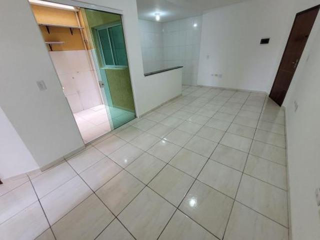 Apartamento à Venda com 2 Quartos e WC na Cidade São Jorge, Santo André, SP