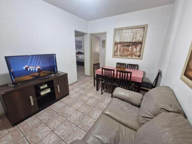 Apartamento á venda com 2 Quartos Mobiliado Quadra da Praia