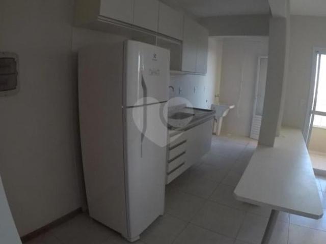 Apartamento à venda com 2 quartos no condomínio Via Campus, São Carlos