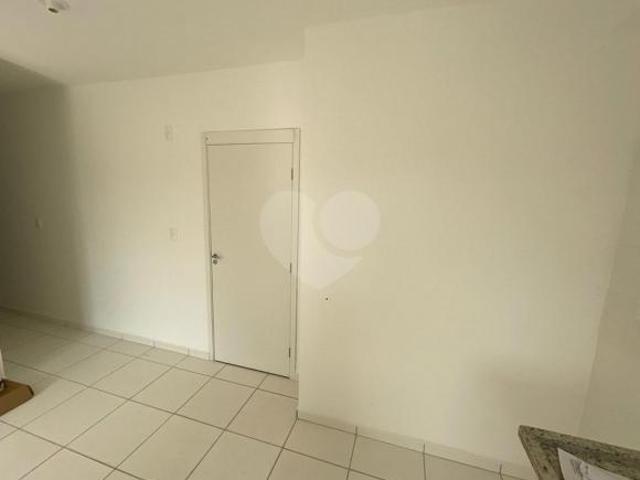Apartamento à venda com 2 quartos no condomínio Vila Das Flores, São Carlos