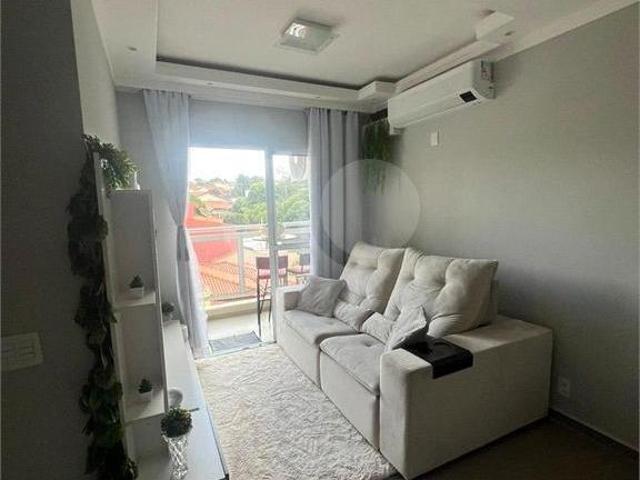 Apartamento à venda com 2 quartos no condomínio Edificio Village Folha, São Carlos