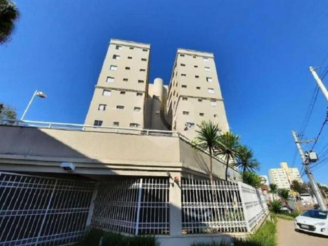 Apartamento à venda com 2 quartos no condomínio Edifício Guarapari, São Carlos