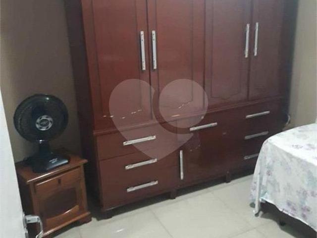 Apartamento à venda com 2 quartos no condomínio Monte Azul, São Carlos