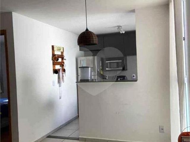 Apartamento à venda com 2 quartos no condomínio Monte Stella, São Carlos