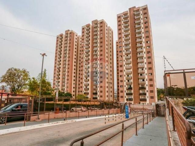 Apartamento à venda com 2 quartos no condomínio Paris em Sorocaba
