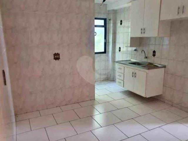 Apartamento à venda com 2 quartos no condomínio Residencial Mazo, São Carlos