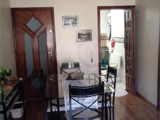 Apartamento à venda com 2 quartos no condomínio Romeu Santini, São Carlos