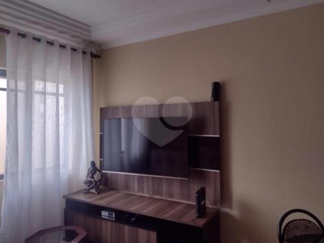 Apartamento à venda com 2 quartos no condomínio Romeu Santini, São Carlos