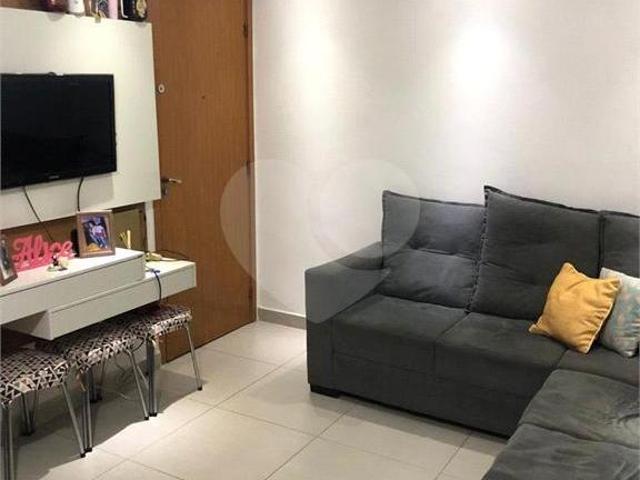 Apartamento à venda com 2 quartos no condomínio Santa Lúcia, Guarulhos