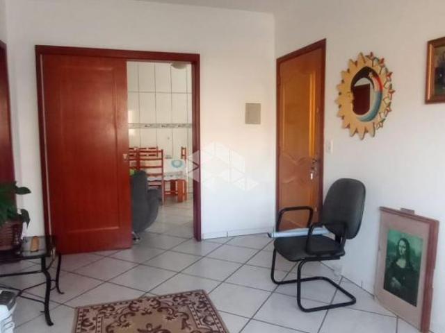 Apartamento à venda com 2 quartos no centro de santa Maria RS