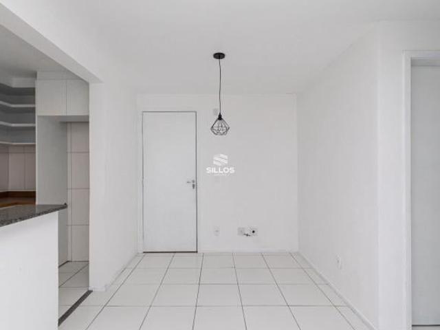 Apartamento à venda com 2 quartos no Cristo Rei em Curitiba