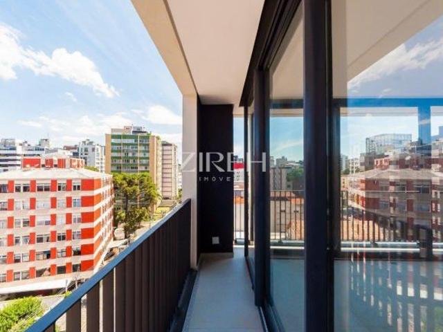 APARTAMENTO À VENDA COM 2 QUARTOS NO BATEL