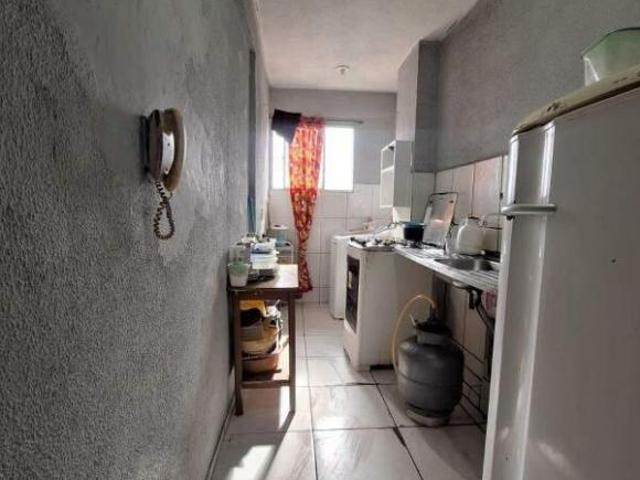 Apartamento à venda com 2 quartos no bairro Guapurá