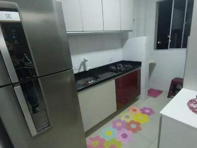Apartamento á venda com 2 quartos no bairro Sitio Cercado em Curitiba PR