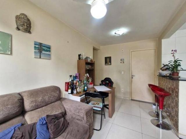 Apartamento à Venda com 2 Quartos no Bairro Vila Campo Sales em Campinas/Sp