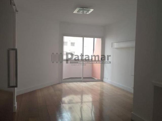 Apartamento a venda com 2 quartos no Monte Kemel