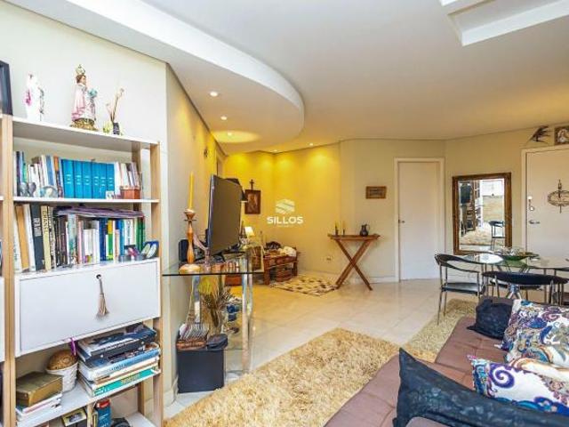 Apartamento à venda com 2 quartos no Tingui em Curitiba