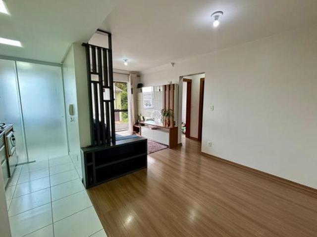 Apartamento à venda com 2 quartos no Vinhedos, em Caxias do Sul