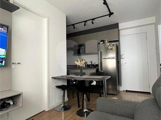 APARTAMENTO À VENDA COM 2 QUARTOS NA BARRA FUNDA