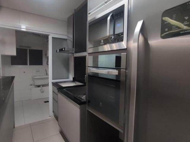 Apartamento à venda com 2 quartos, sendo 1 suíte Cerâmica, São Caetano do Sul, SP