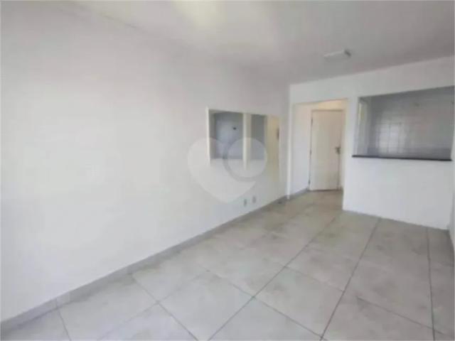 Apartamento à venda com 2 quartos, sendo 1 suíte, no condomínio Altos do Butantã Club Condominium, S